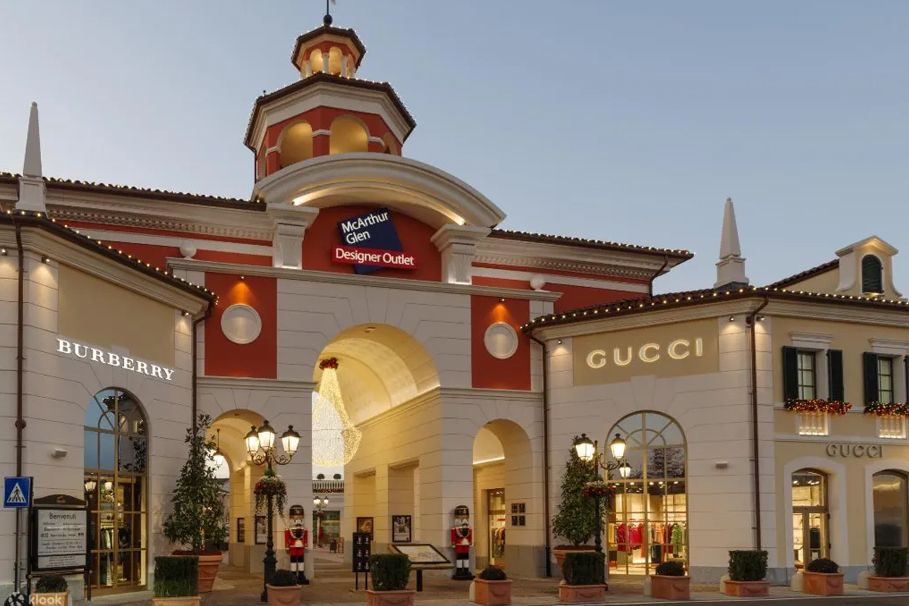 Serravalle Designer Outlet shopping tour from Milan | Alike